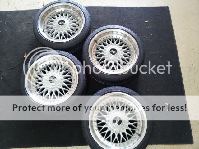 E36 Style 5 (BBS RC090) ET20 17x8. NEW tires