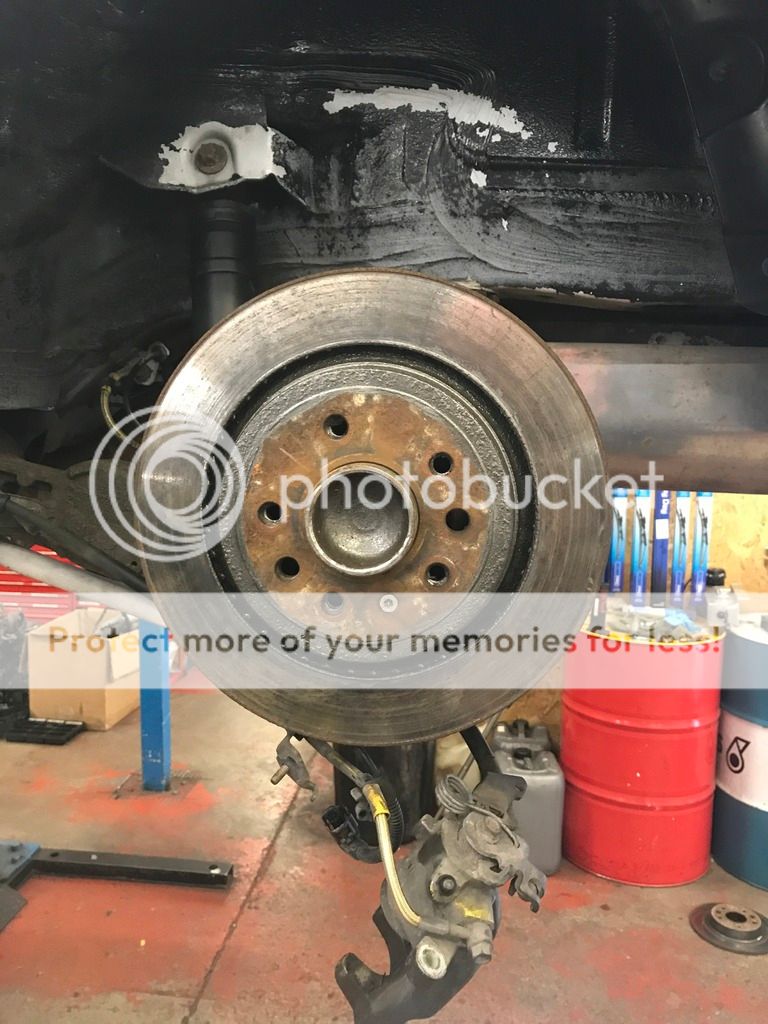 How to fit vectra VRX rear brake kit - VXRonline.co.uk